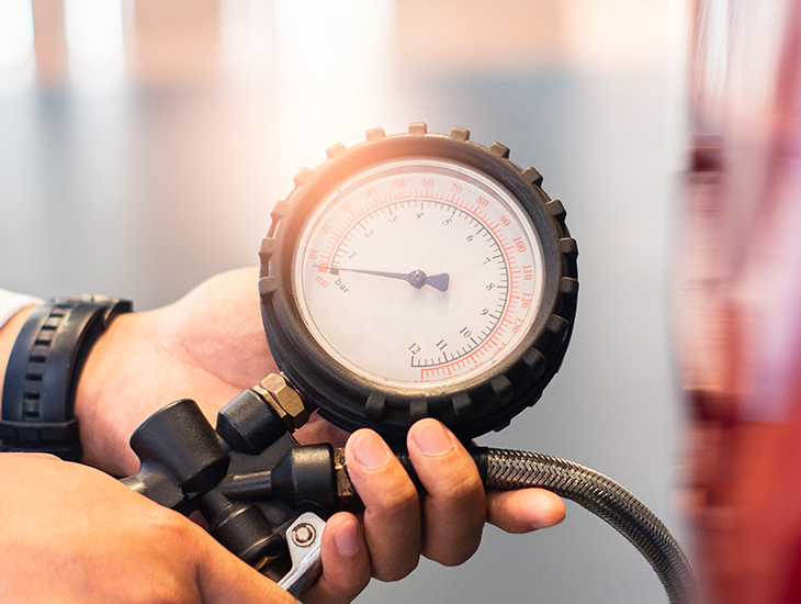 Pression des pneus : quelle est la pression adéquate des pneus